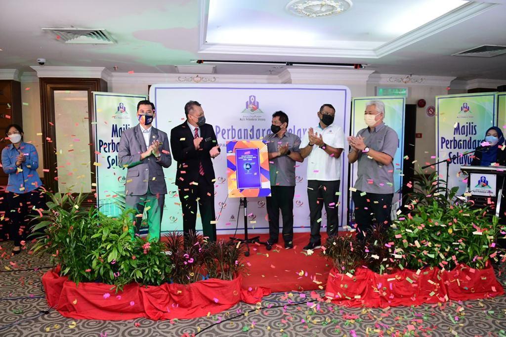 Penyampaian Amanat Tahun Baharu 2022 Dan Pelancaran Logo Sempena ... Penyampaian Amanat Tahun Baharu 2022 Dan Pelancaran Logo Sempena ...