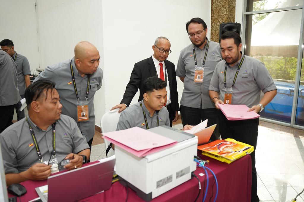 Hari Penamaan Calon Pilihan Raya Pilihan Raya Umum Dewan Negeri ... Hari Penamaan Calon Pilihan Raya Pilihan Raya Umum Dewan Negeri ...